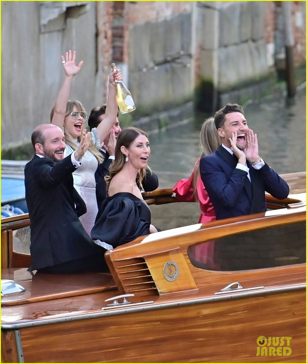 Julianne Hough, Aaron Paul, & Sophia Bush Attend a Friend's Wedding in ...