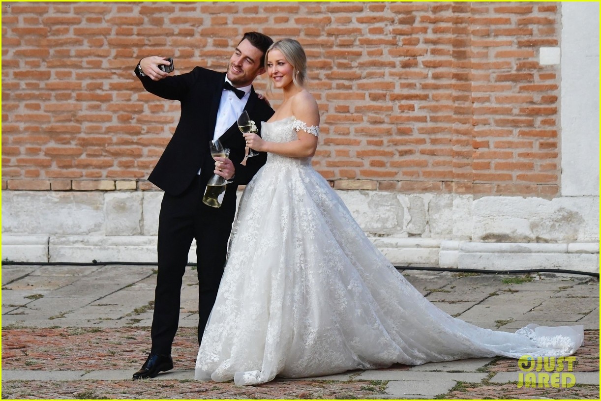 Julianne Hough, Aaron Paul, & Sophia Bush Attend a Friend's Wedding in ...