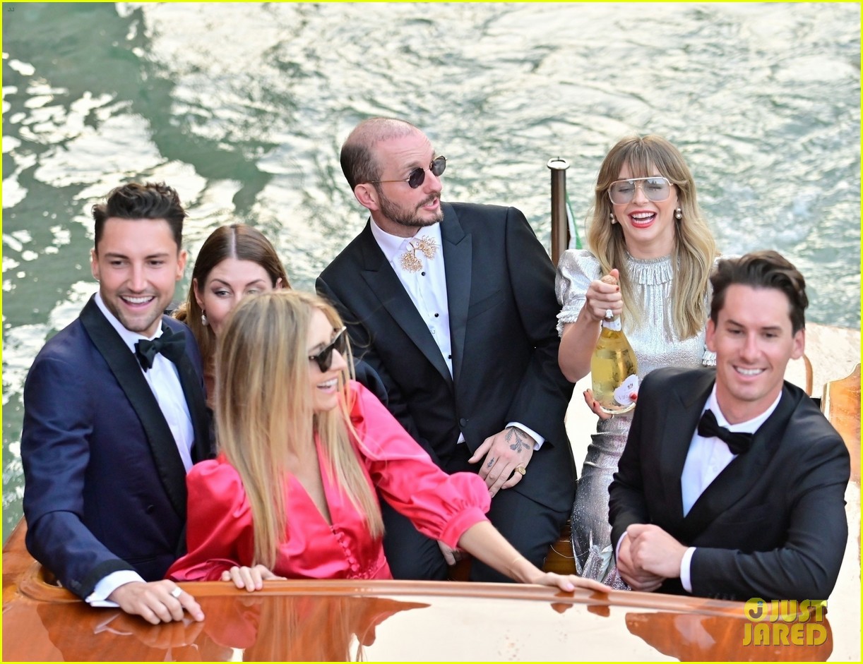 Julianne Hough, Aaron Paul, & Sophia Bush Attend a Friend's Wedding in ...