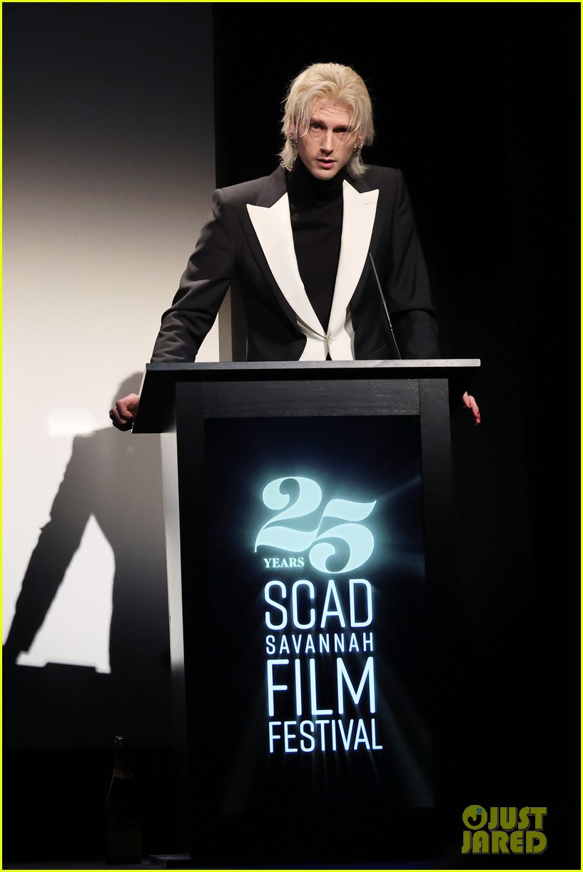 Photo: nicholas hoult mgk jonathan major scad awards 44 | Photo 4846728 ...