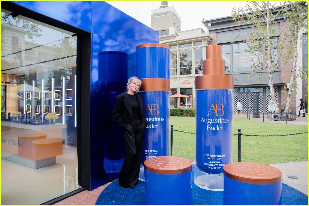 Melanie Griffith Hangs Out with Jaime King at Dinner for Augustinus ...