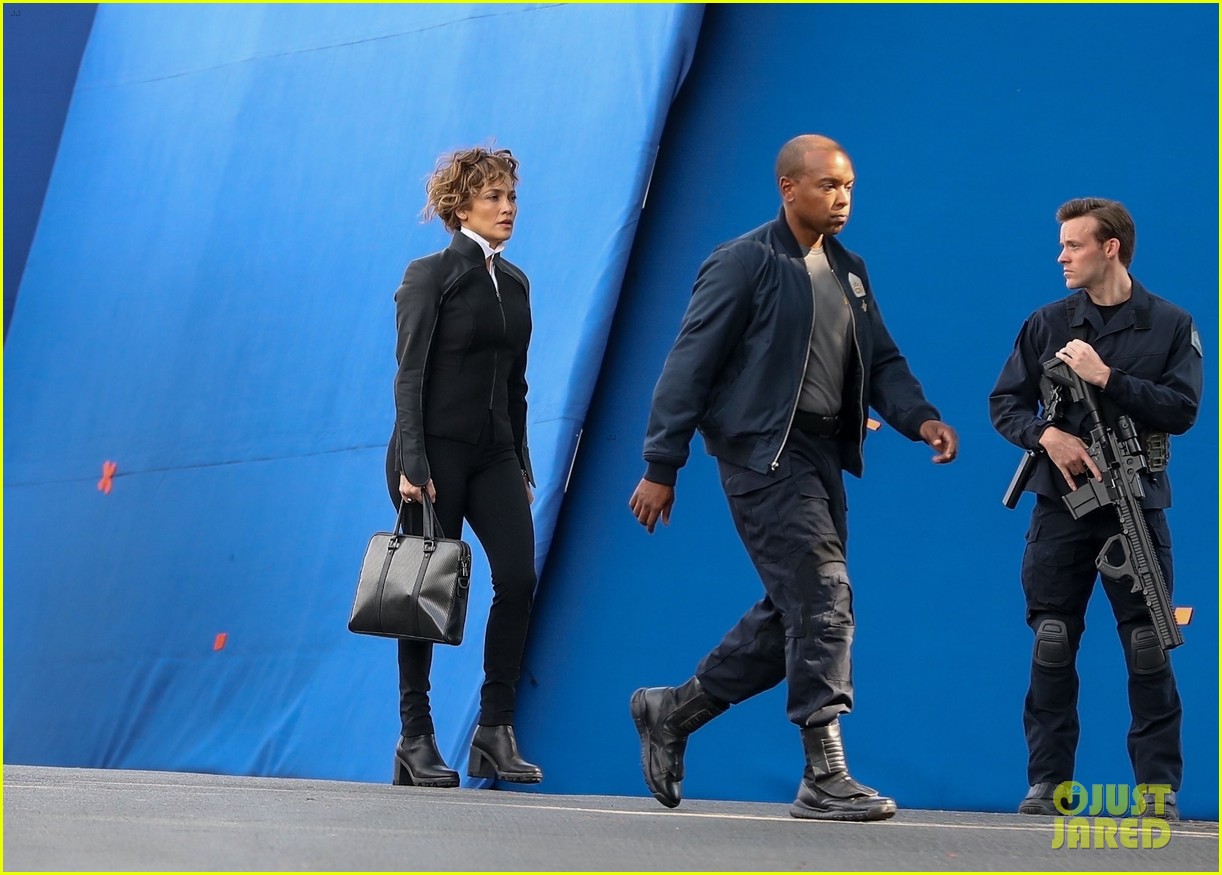 Jennifer Lopez Kicks Off Filming On New Sci-Fi Thriller 'Atlas' For ...