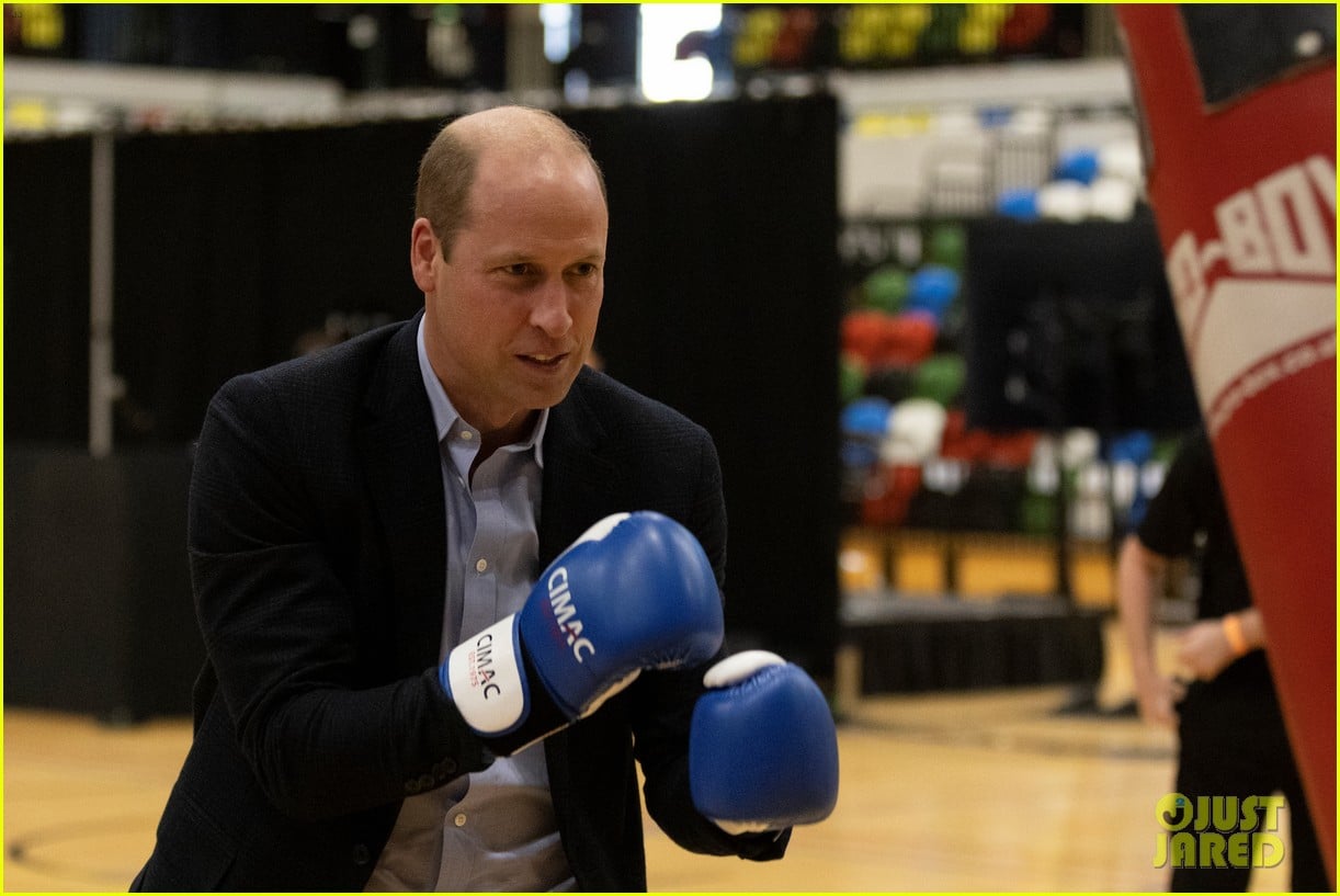 Kate Middleton & Prince William Suit Up for Sporty Coach Core ...