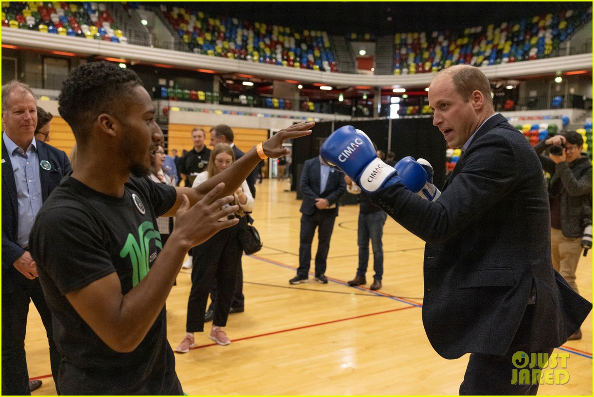 Kate Middleton & Prince William Suit Up for Sporty Coach Core ...