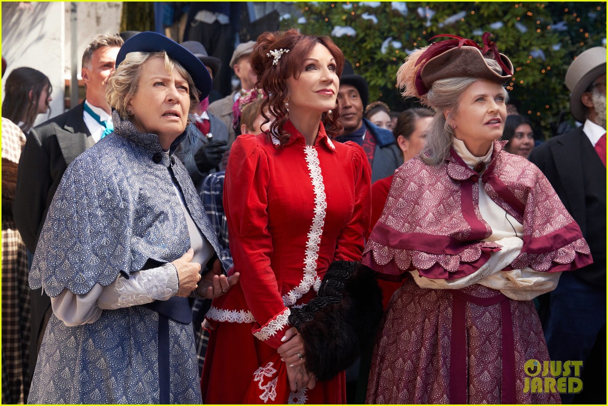 Sarah Ramos Makes Her Hallmark Debut in 'A Kismet Christmas' With Carlo ...