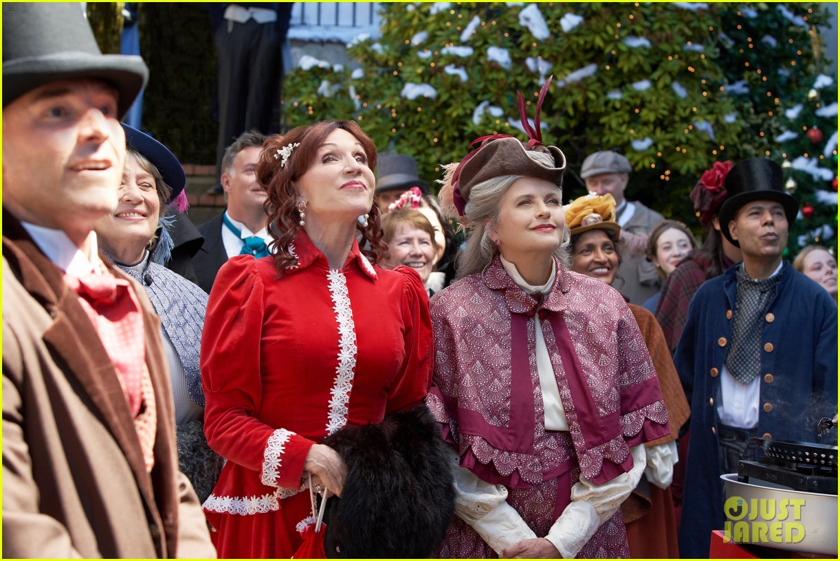 Sarah Ramos Makes Her Hallmark Debut in 'A Kismet Christmas' With Carlo ...