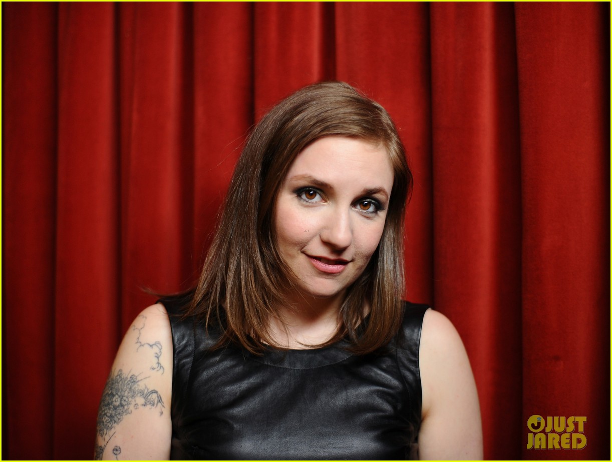 Lena Dunham Says She Wants Her Casket Driven Through NYC Pride Parade ...