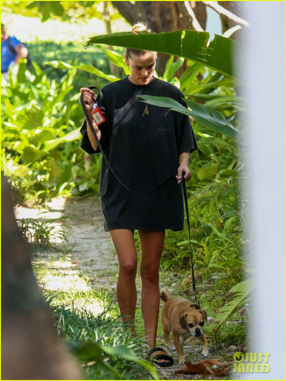 Logan Paul Goes Shirtless During Miami Beach Run with Girlfriend Nina ...