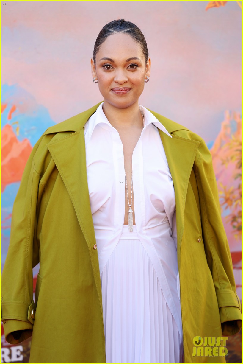 Criticism From Fans About 'Lord of The Rings: The Rings of Power' Will ...