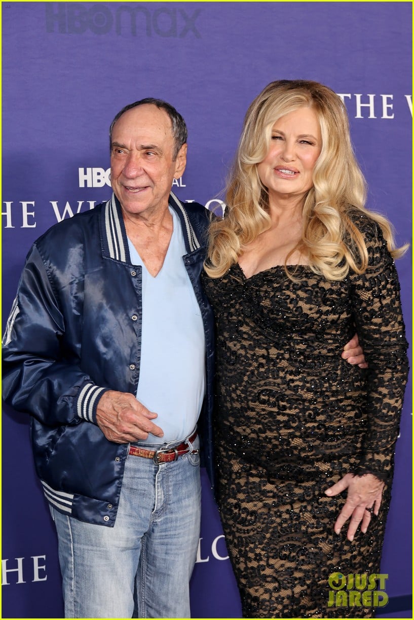 New Cast for 'The White Lotus' Season 2 Attends Red Carpet Premiere in ...