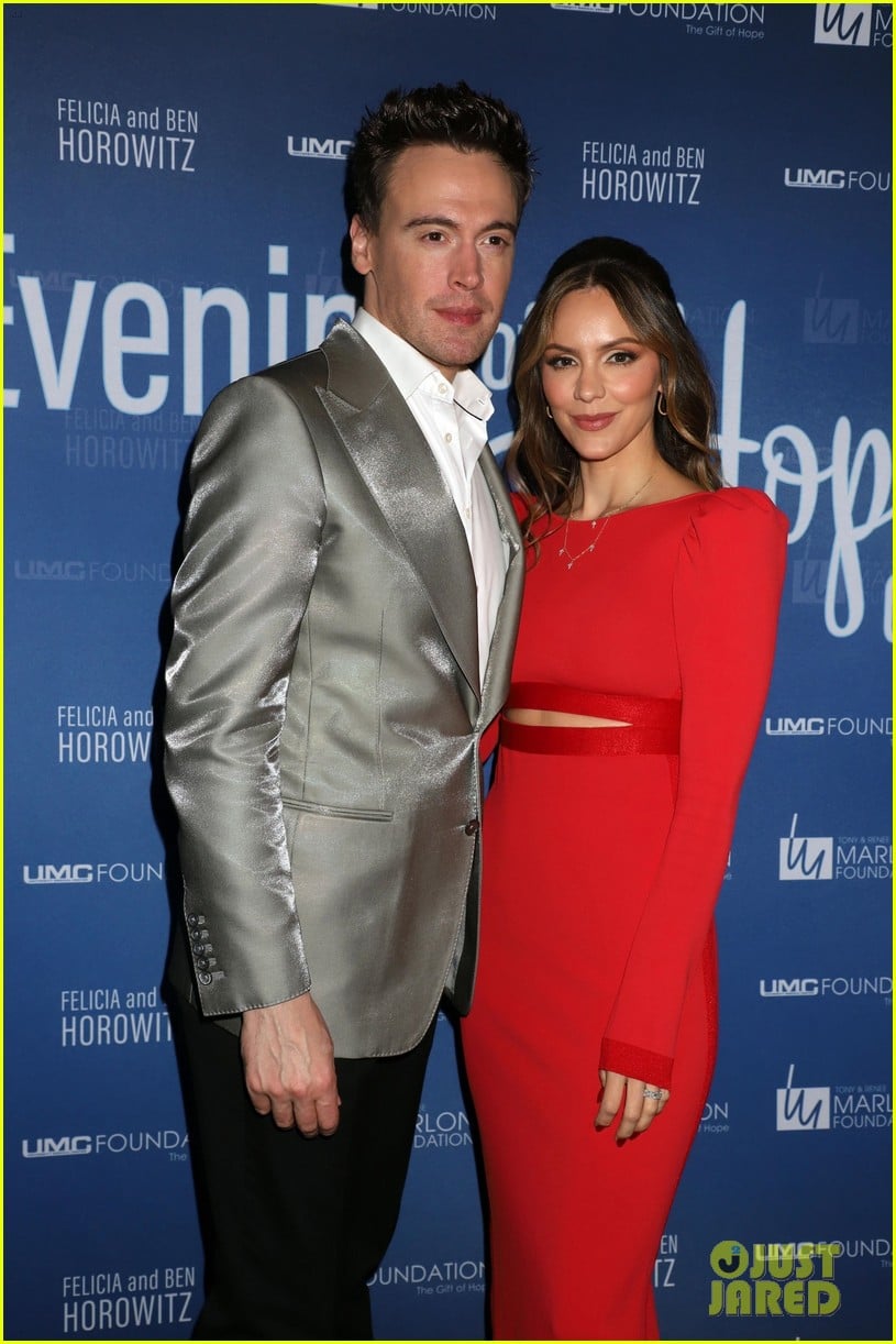 Broadway's 'Waitress' Stars Katharine McPhee & Erich Bergen Reunite for ...