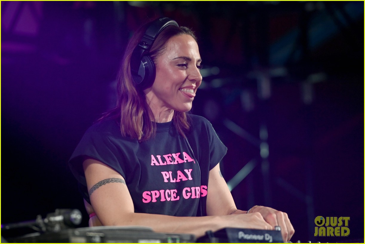 Mel C Gives Fans Hope That Spice Girls Will Perform Again Soon!: Photo ...