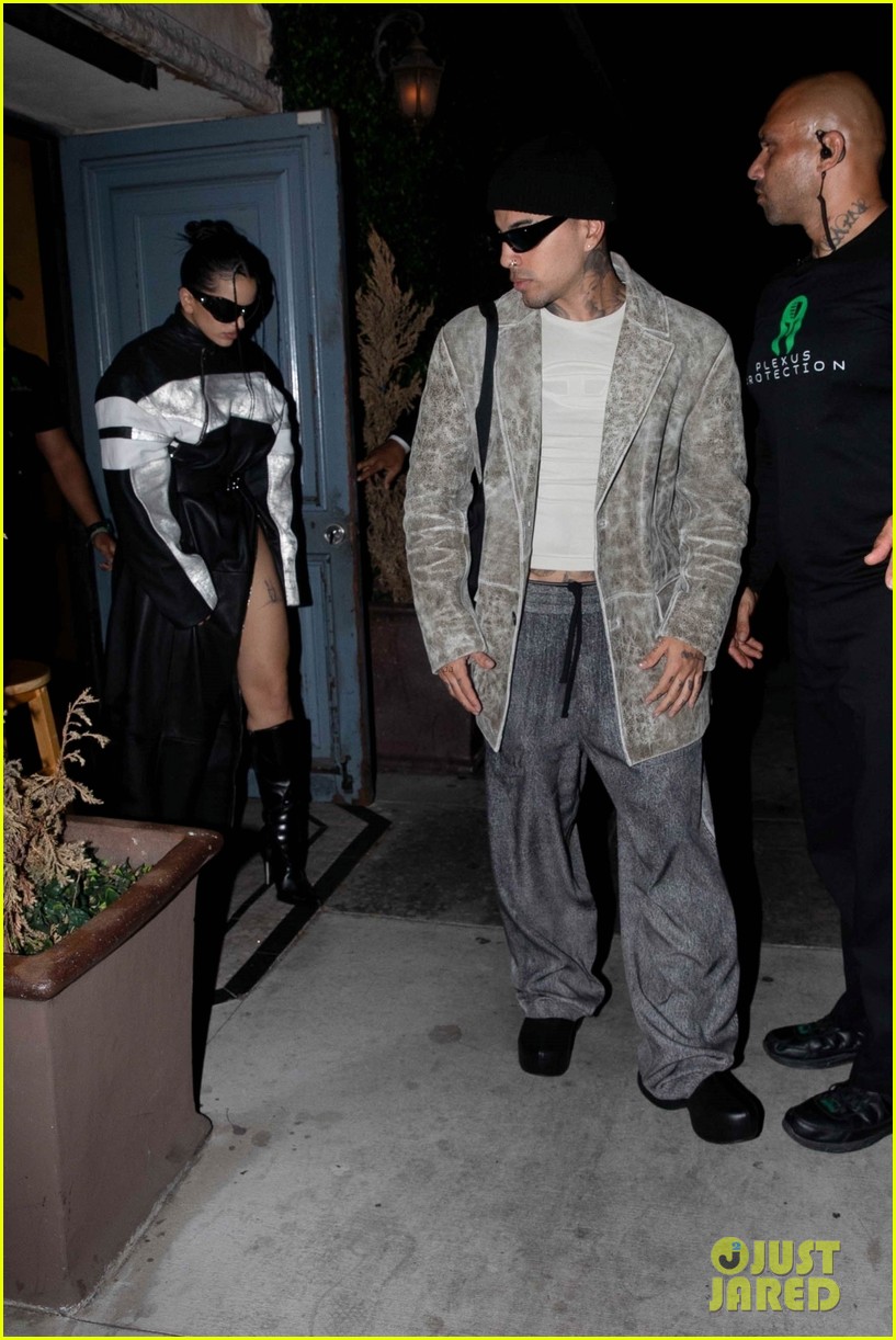 Rosalia & Boyfriend Rauw Alejandro Hold Hands on Date Night in L.A ...