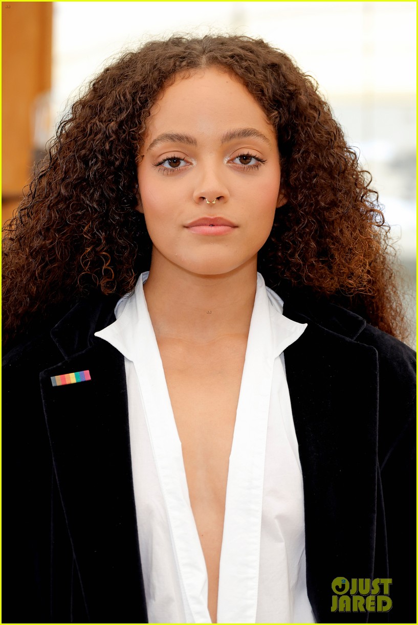 Dwayne Johnson & His 'Black Adam' Co-Stars Step Out to Promote DC Film ...