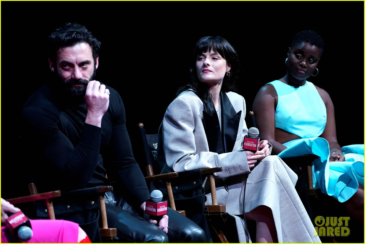 Fans Are Loving Morgan Spector's Skin-Tight Outfit at 'Gilded Age ...