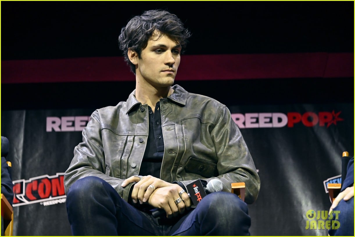 Tom Welling Joins 'The Winchesters'; Makes Surprise Appearance During ...