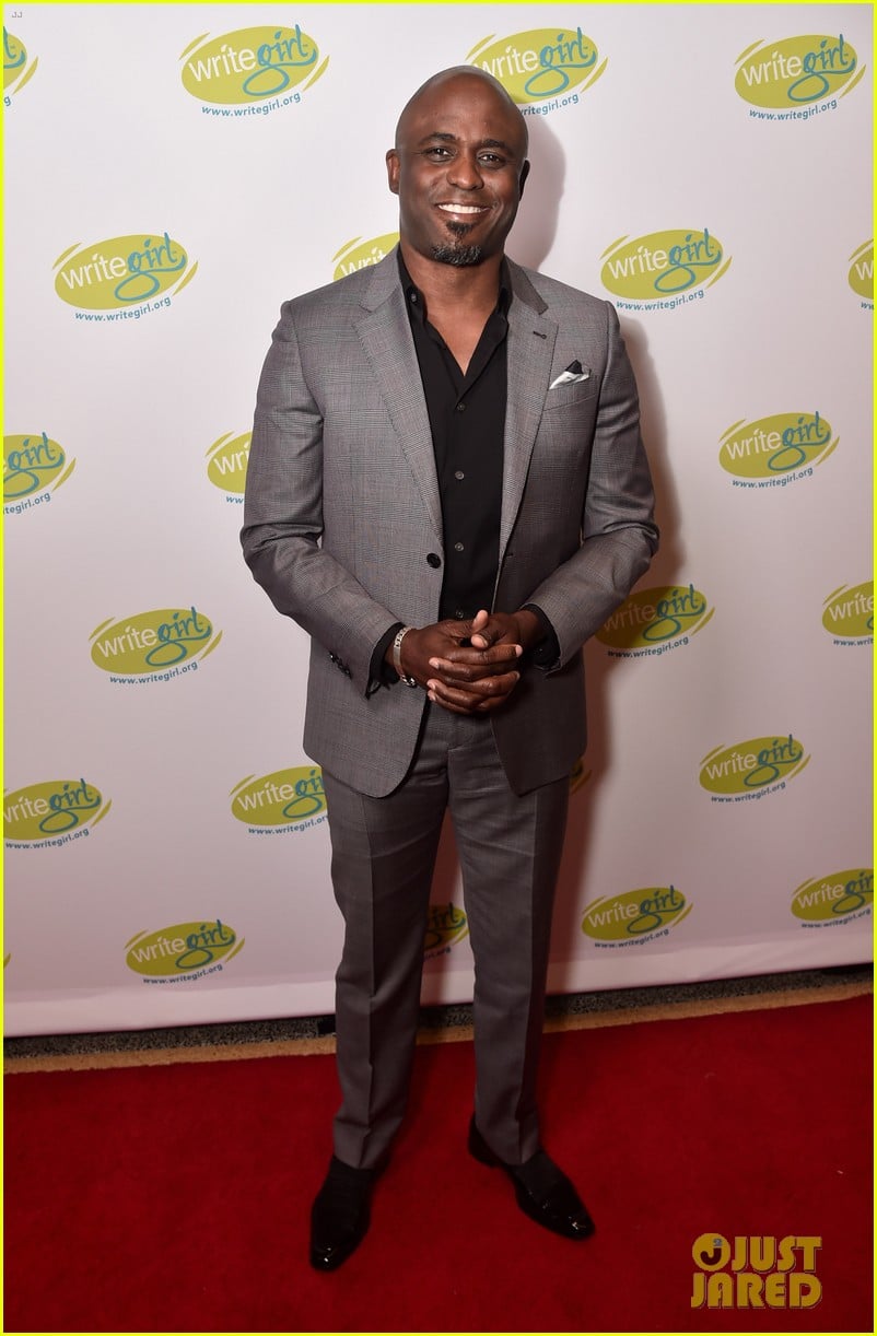 Wayne Brady Set To Host AMAs 2022 on ABC In November!: Photo 4844241 ...