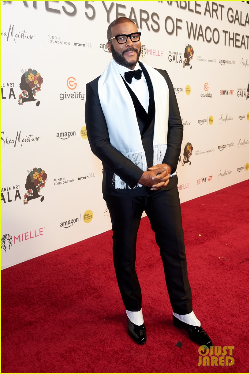 Kelly Rowland, Quinta Brunson, & Issa Rae Bring Their Fashion A-Game to ...