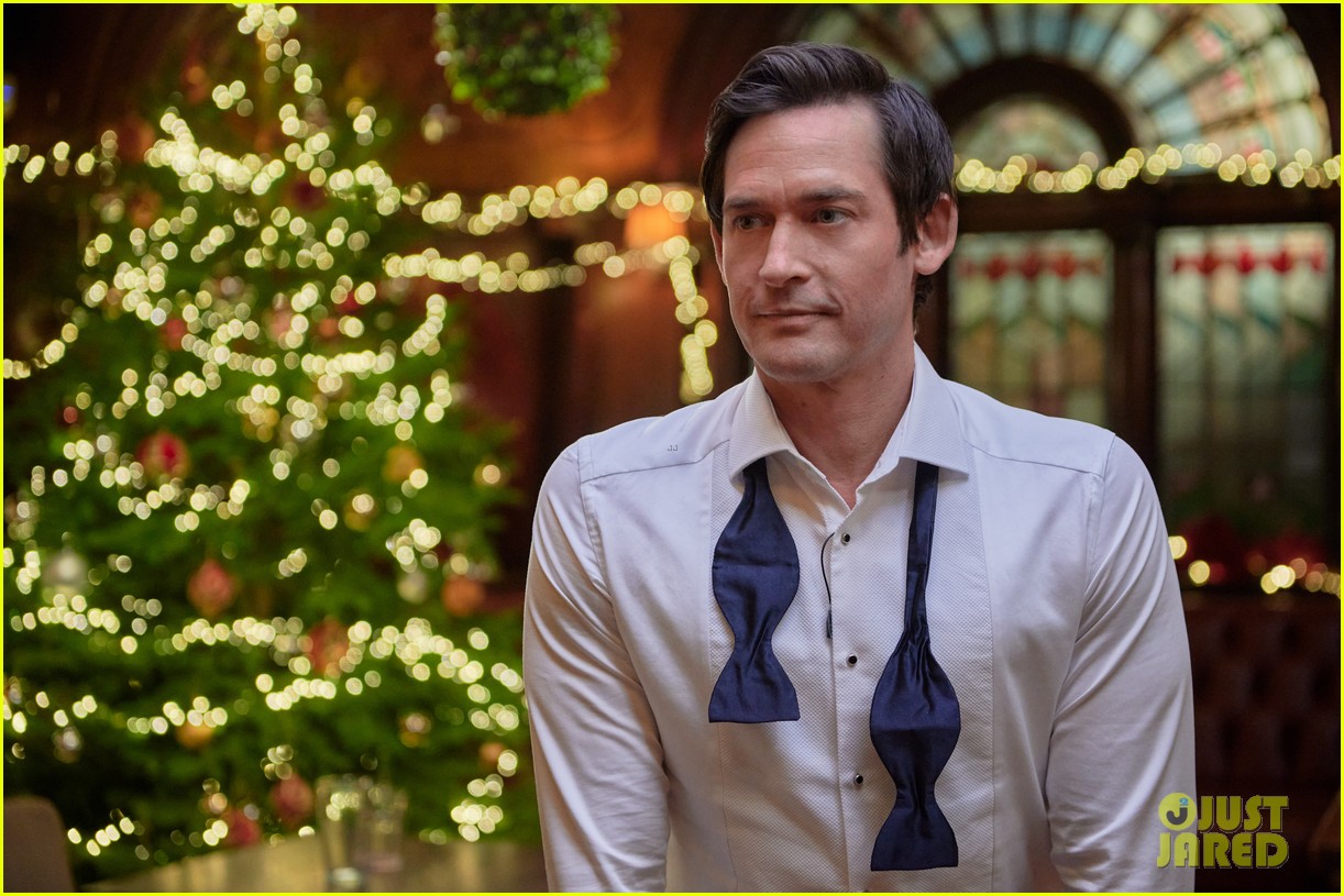 Will Kemp Jokes About Having An American Accent in Hallmark's 'Jolly ...