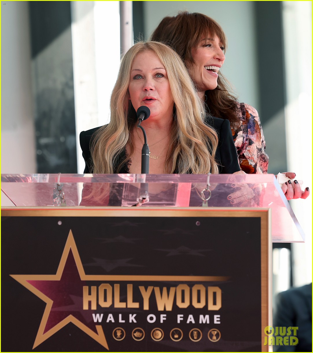 Christina Applegate's Walk of Fame Manicure Had A Secret Message To MS ...