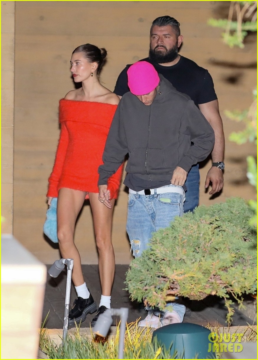 Justin & Hailey Bieber Have a Dinner Date With Kendall Jenner & Justine Skye: Photo 4863885 ...