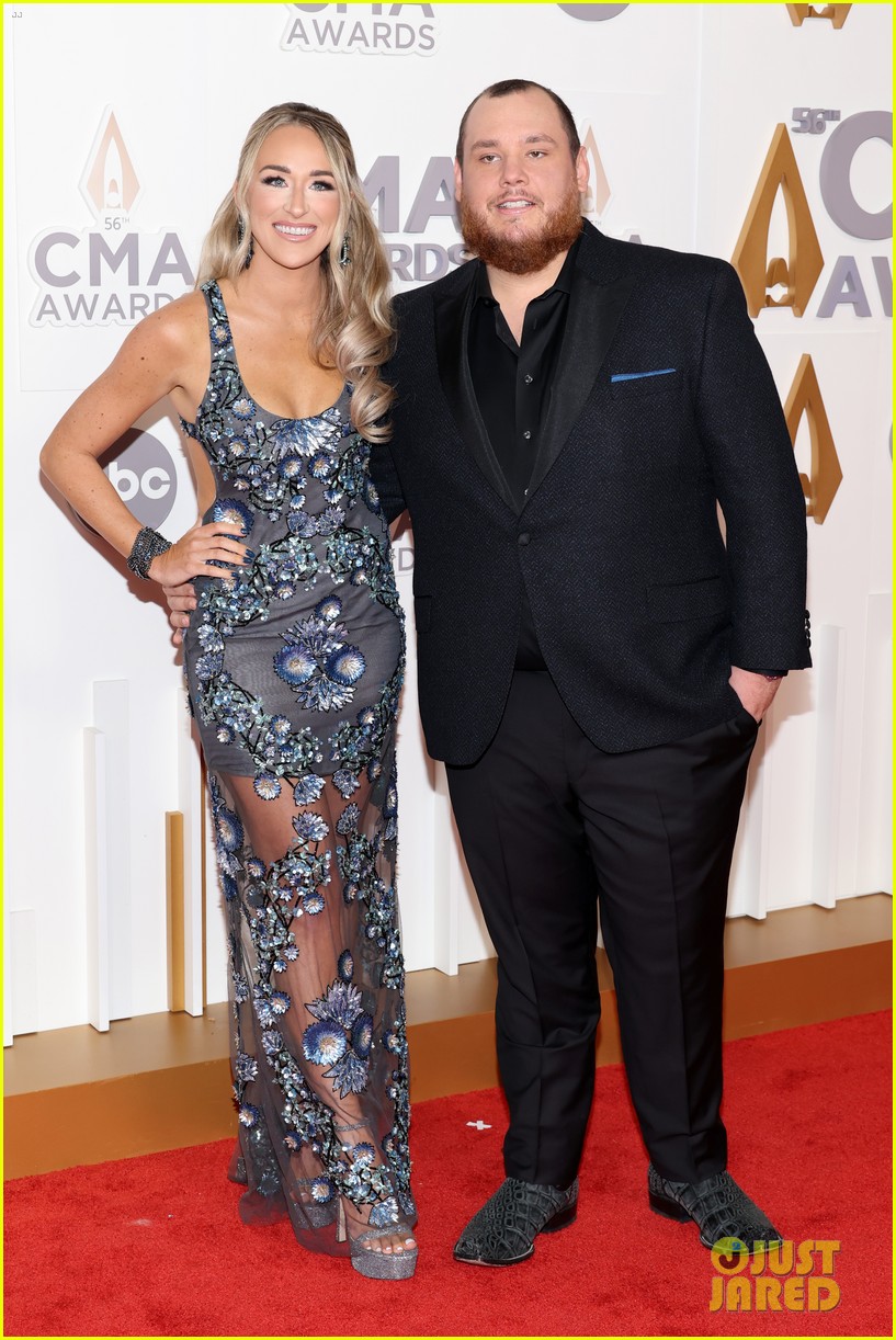 Thomas Rhett & Wife Lauren Akins Join Jessie James Decker & Husband ...