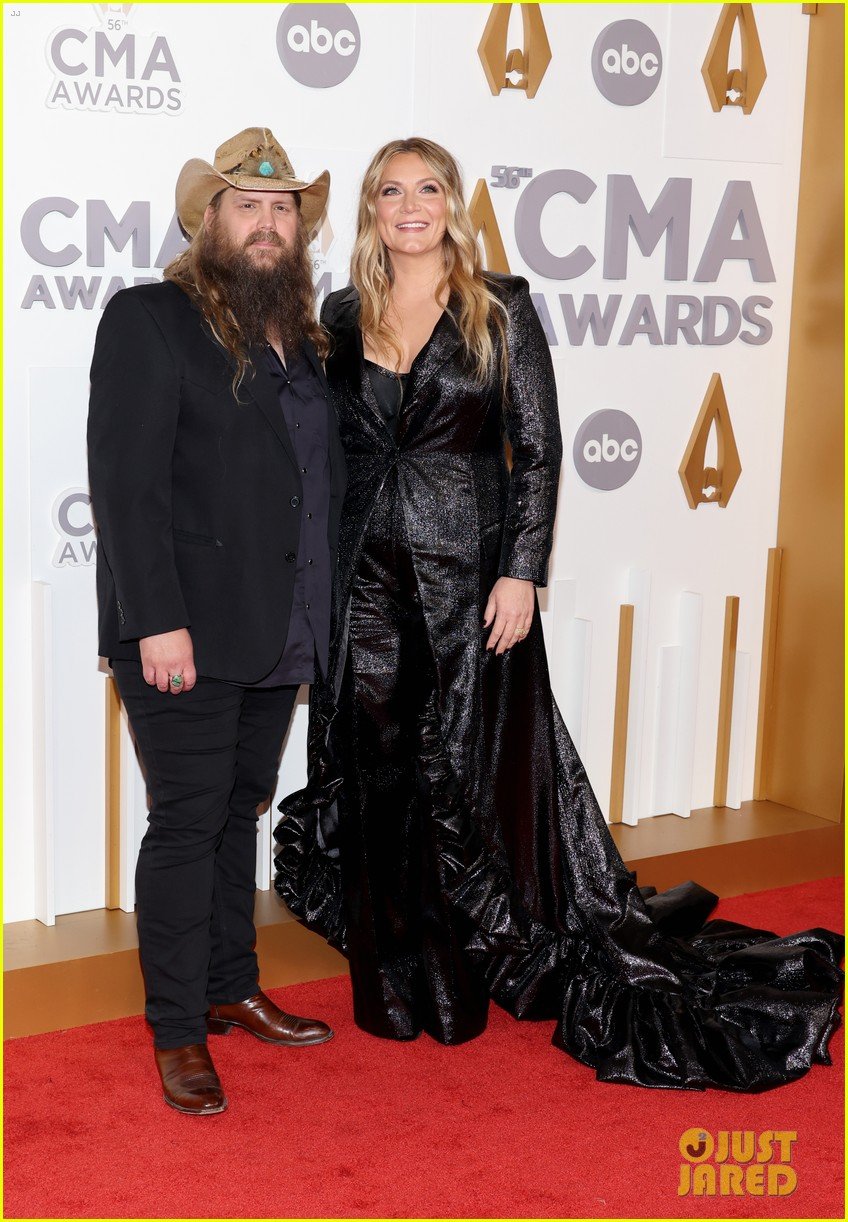 Thomas Rhett & Wife Lauren Akins Join Jessie James Decker & Husband ...