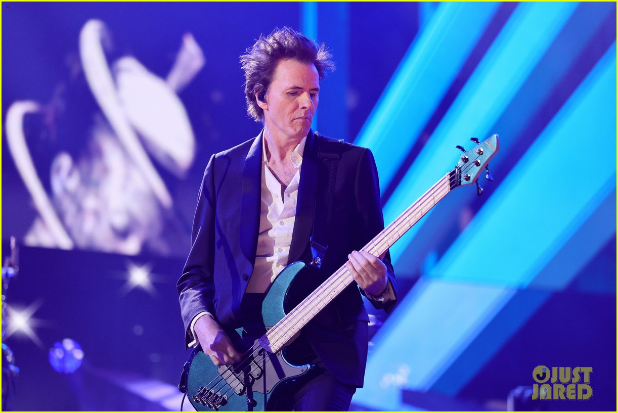 Duran Duran Reveal Andy Taylor's Cancer Diagnosis During Rock & Roll ...