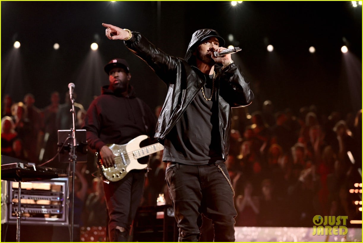 Eminem Thanks More Than 100 Artists in Rock & Roll Hall of Fame Induction Speech: Photo 4851311 ...