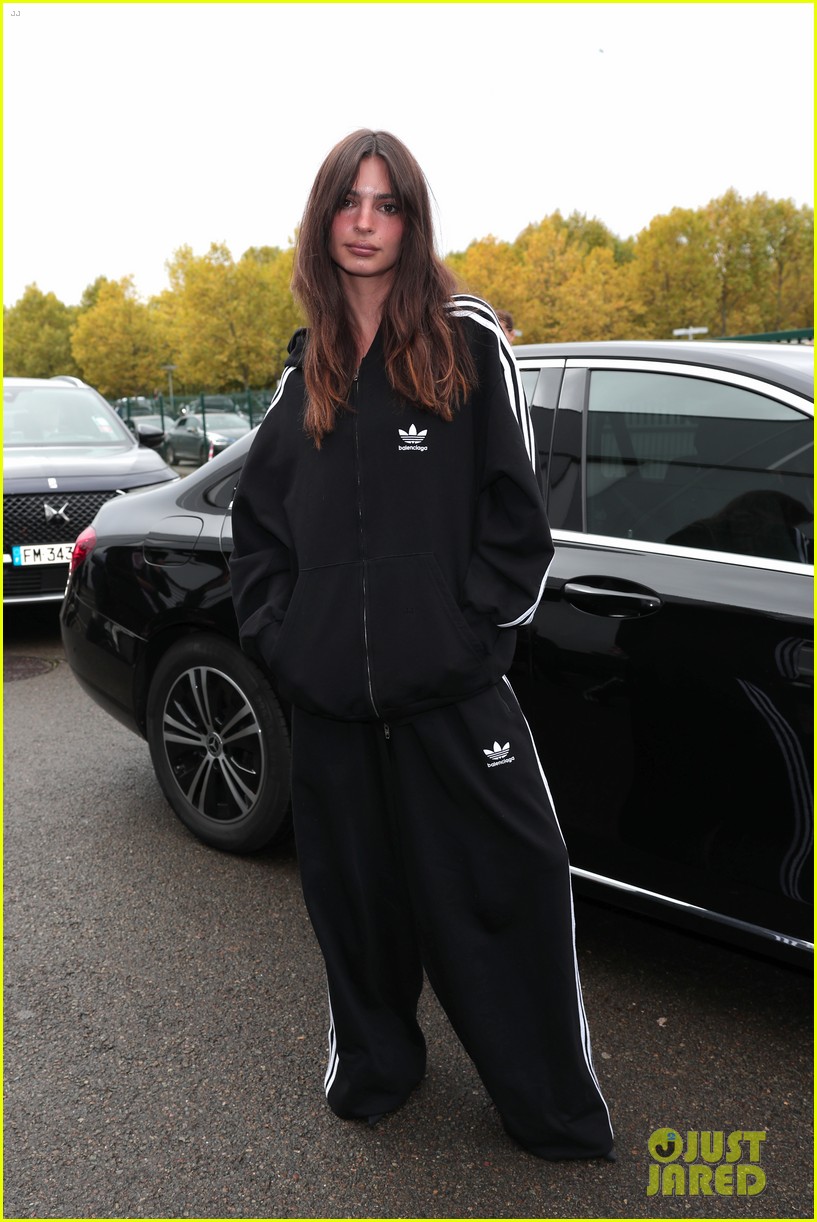 Comedian Celeste Barber Says Emily Ratajkowski Blocked Her for ...