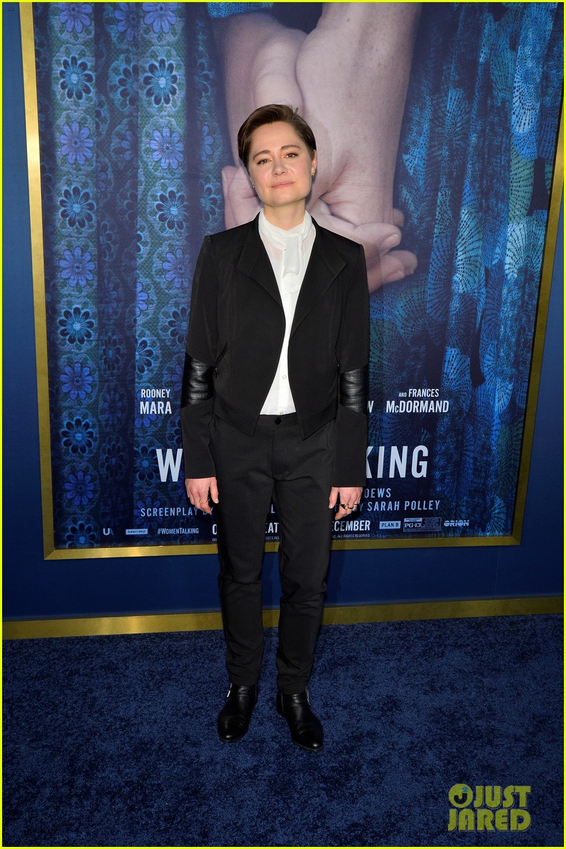 Claire Foy & Rooney Mara Attend the Premiere of Their New Movie 'Women ...