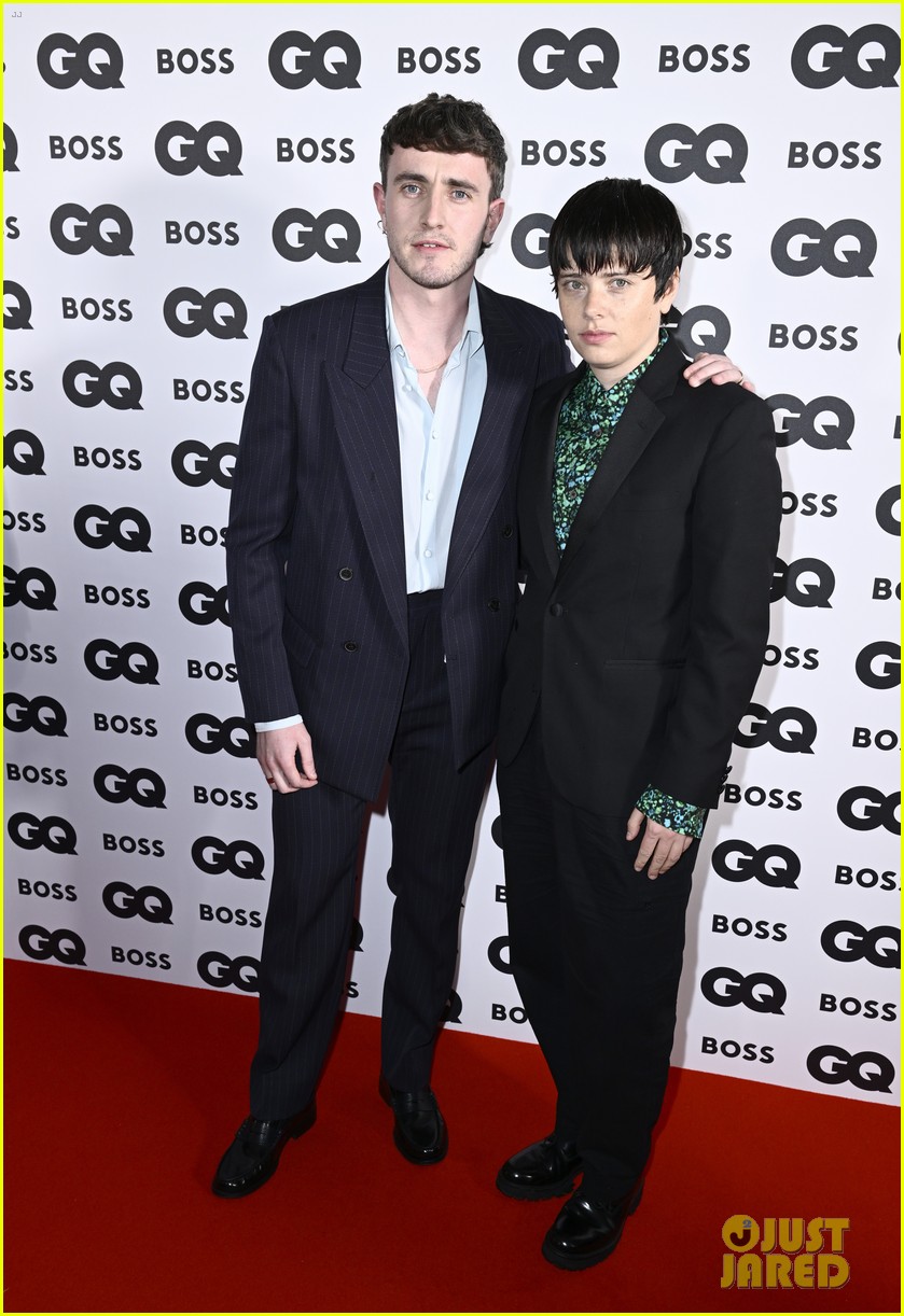 Sydney Sweeney Wears Striking Breast Plated Look For GQ's Men of The ...