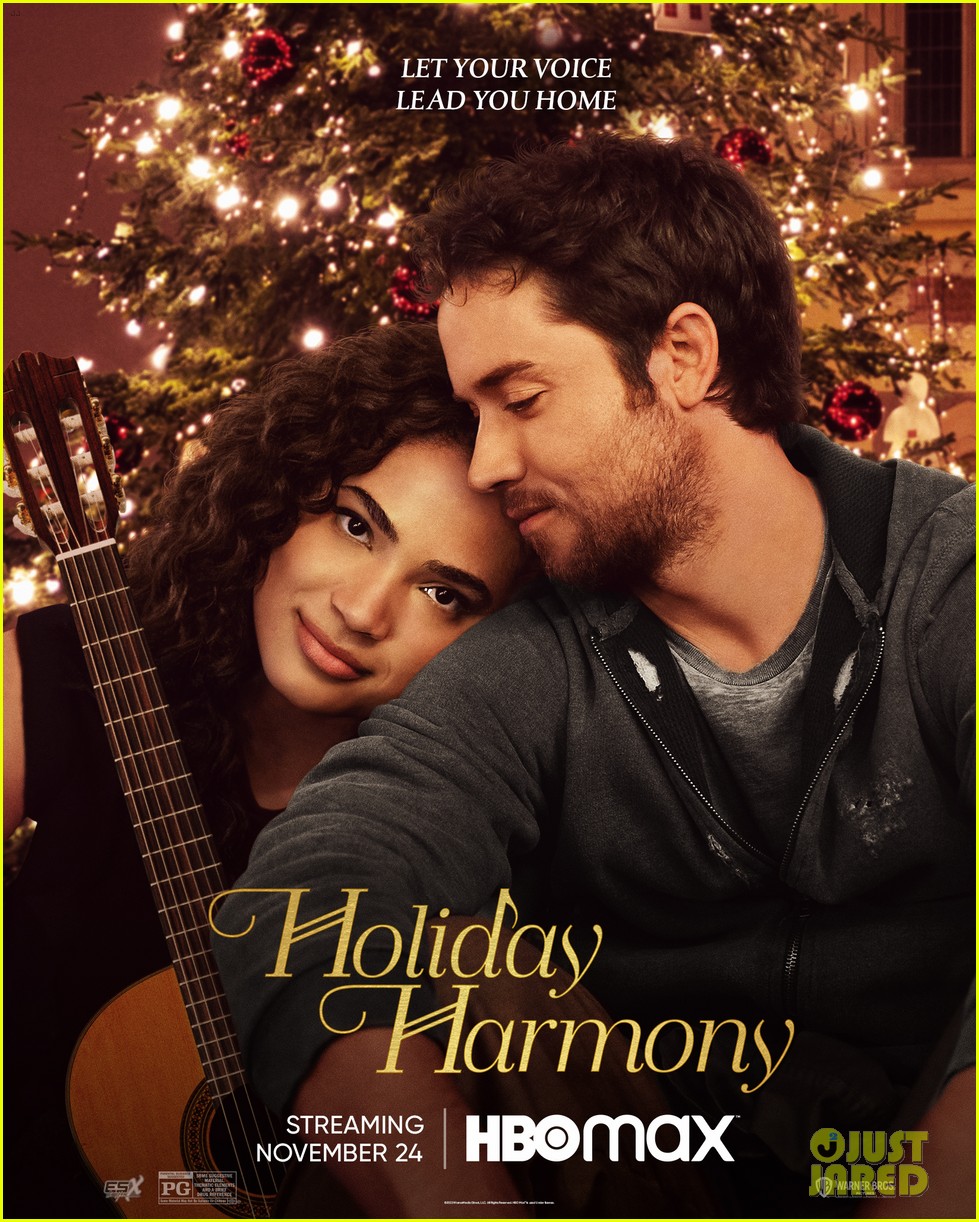 Peter Pan Grew Up! Jeremy Sumpter Sings 'Holiday Harmony' with Annelise ...