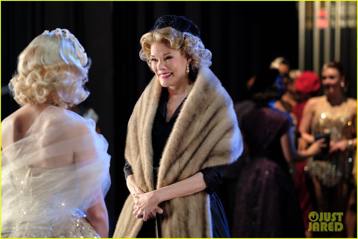 Ginna Claire Mason Chases Her Dreams To Become a Rockette in 'A Holiday ...