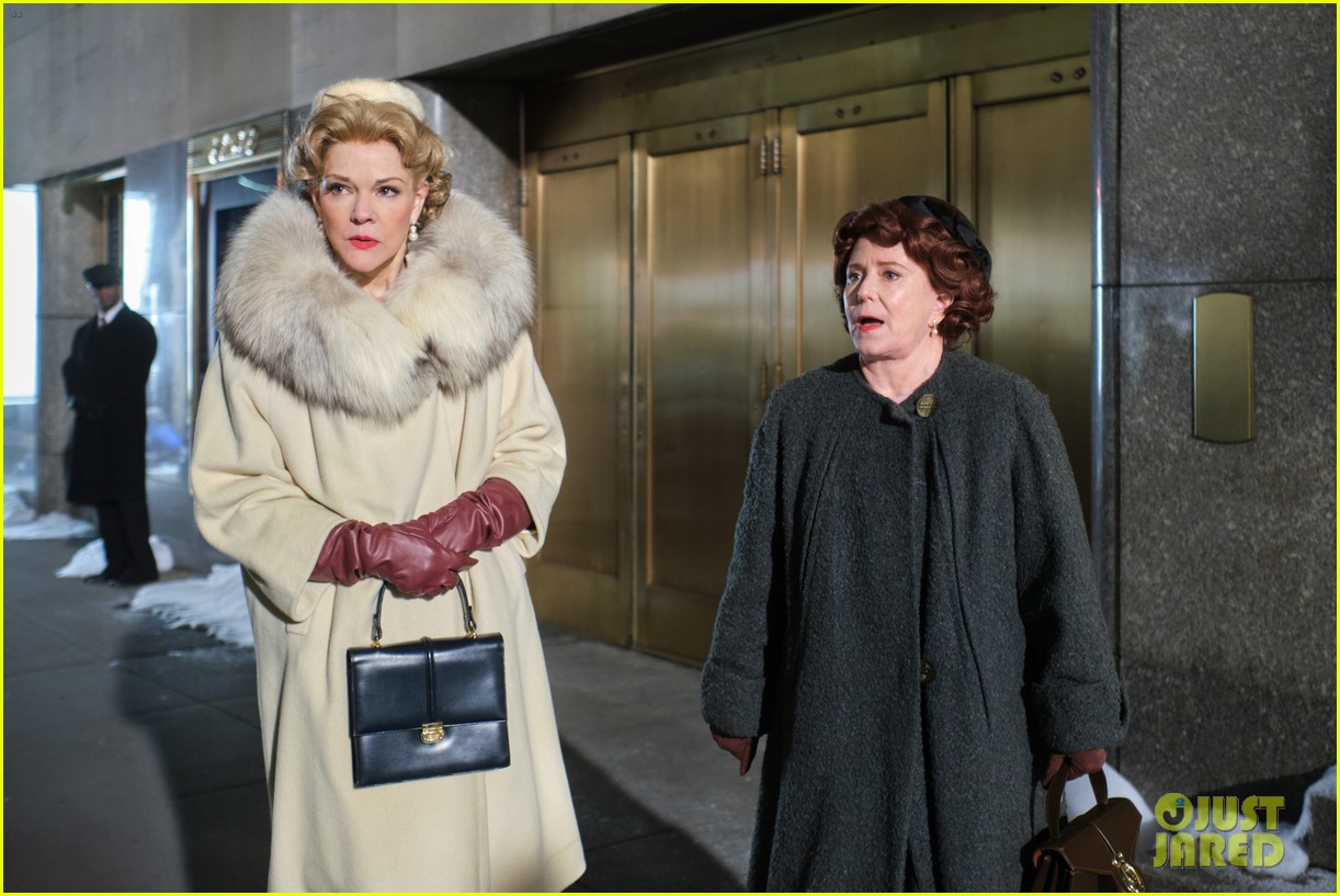 Ginna Claire Mason Chases Her Dreams To Become a Rockette in 'A Holiday ...