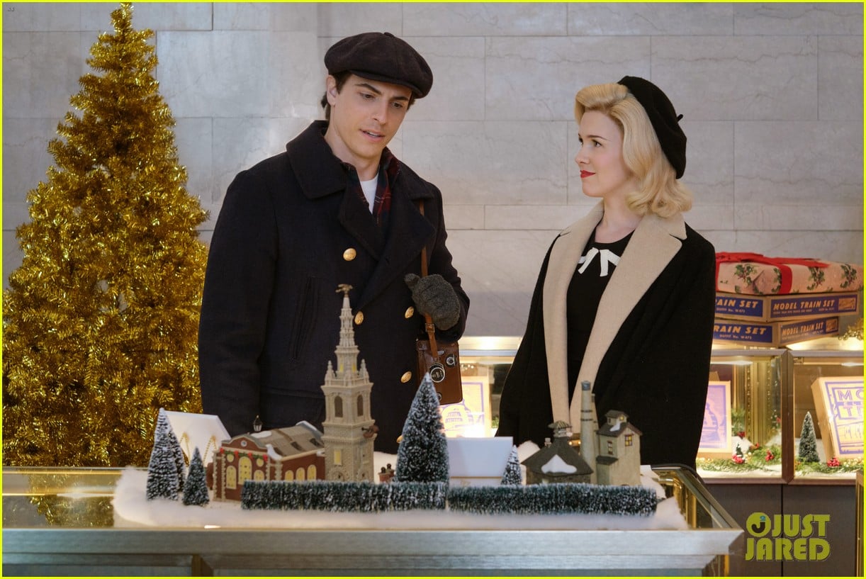 Ginna Claire Mason Chases Her Dreams To Become a Rockette in 'A Holiday ...