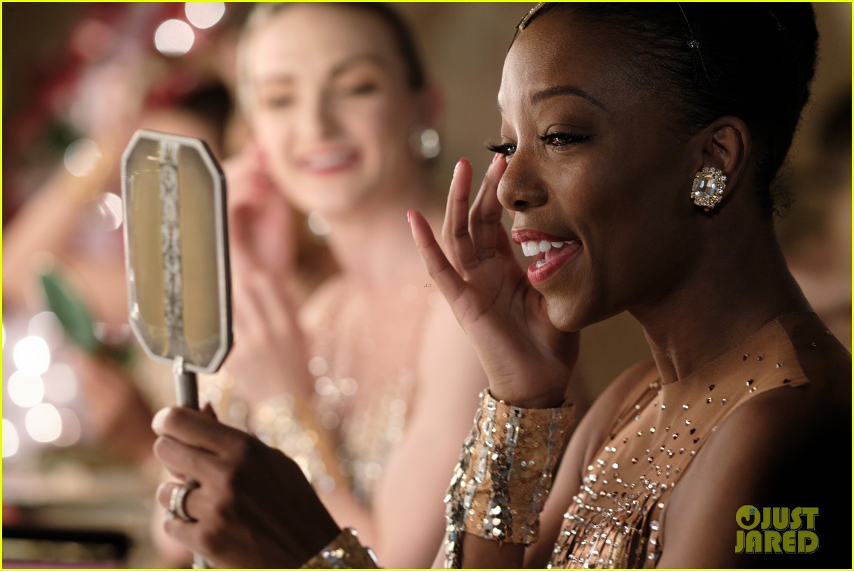 Ginna Claire Mason Chases Her Dreams To Become a Rockette in 'A Holiday ...