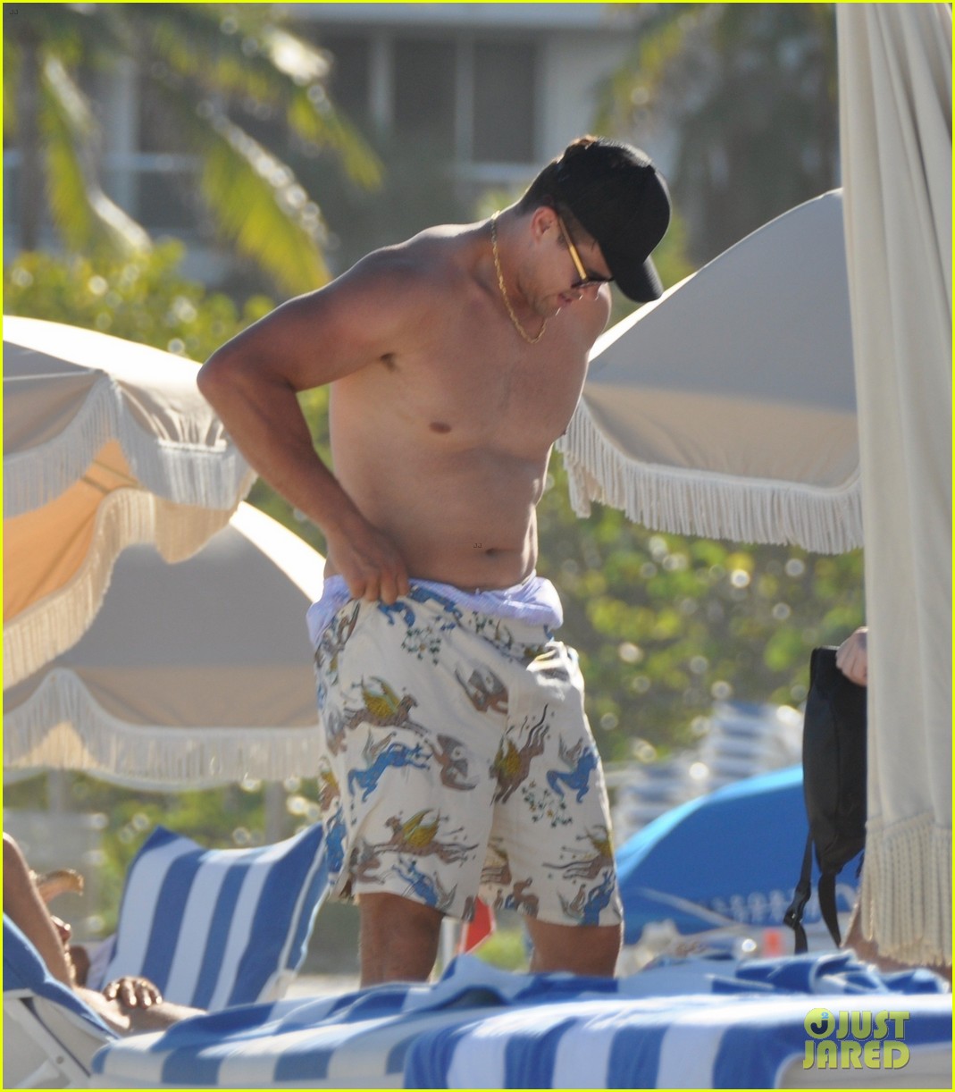 Kim Kardashian's Ex-Husband Kris Humphries Spotted Going Shirtless ...
