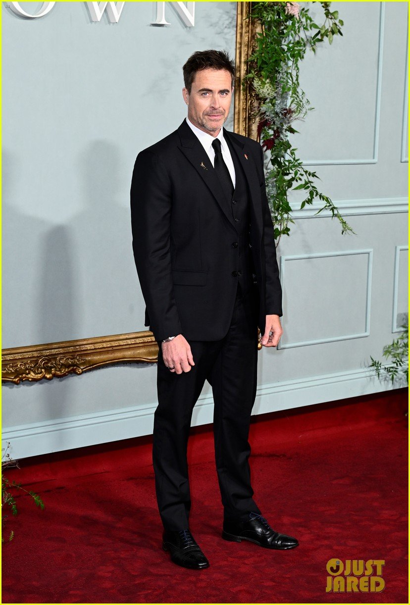 Imelda Staunton, The Crown's New Queen, Joins Cast at Season 5 Premiere ...