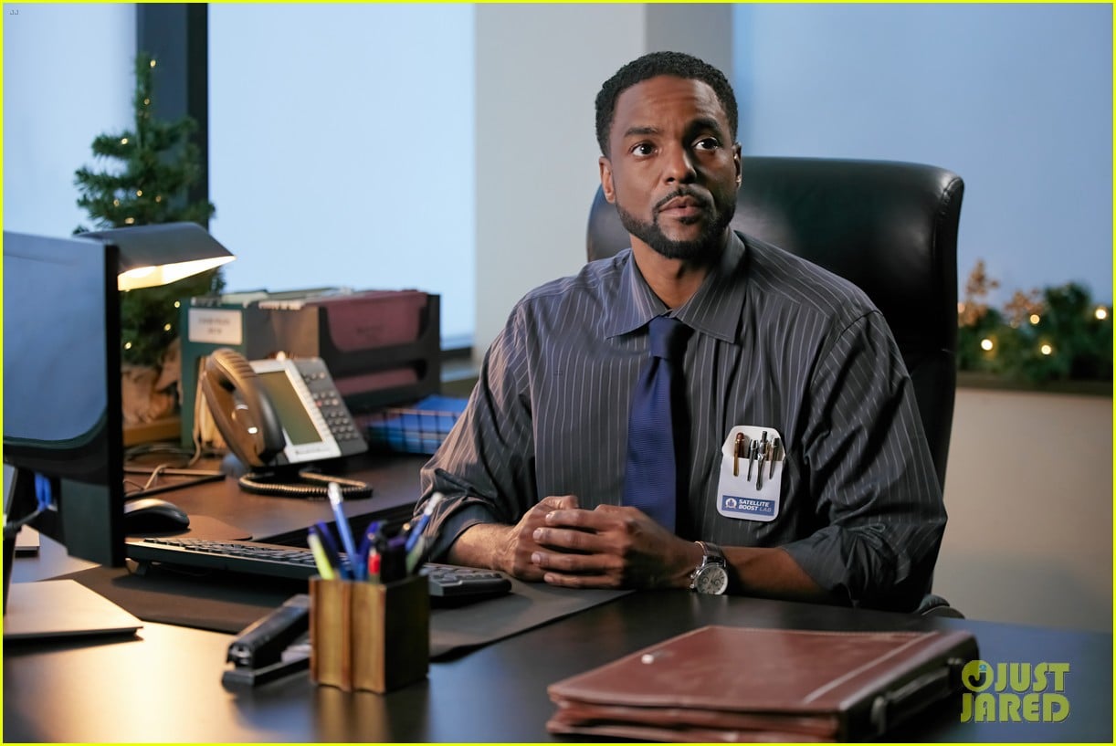 Ronnie Rowe Jr Turns Into The Picture Perfect Prince For Tamera Mowry ...