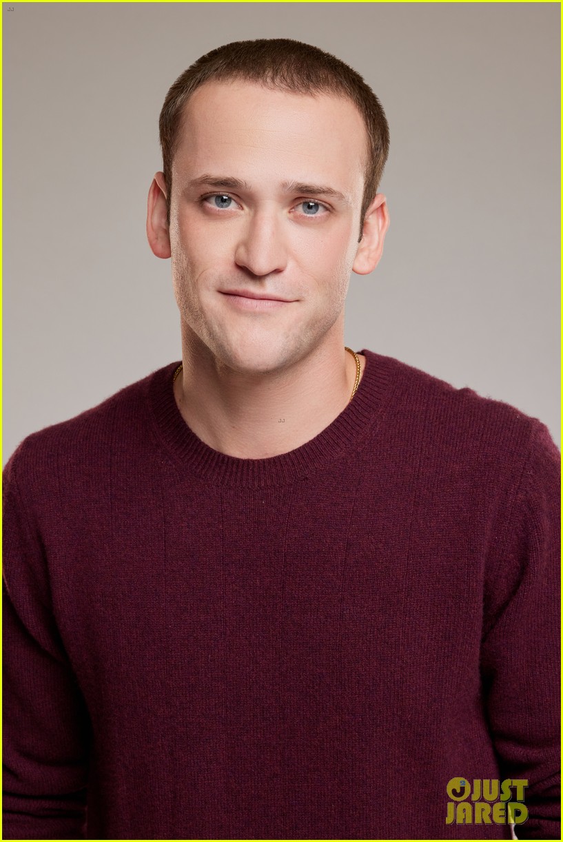 Beau Bridges & Sarah Power Go On A Treasure Hunt in Hallmark's 'Our ...