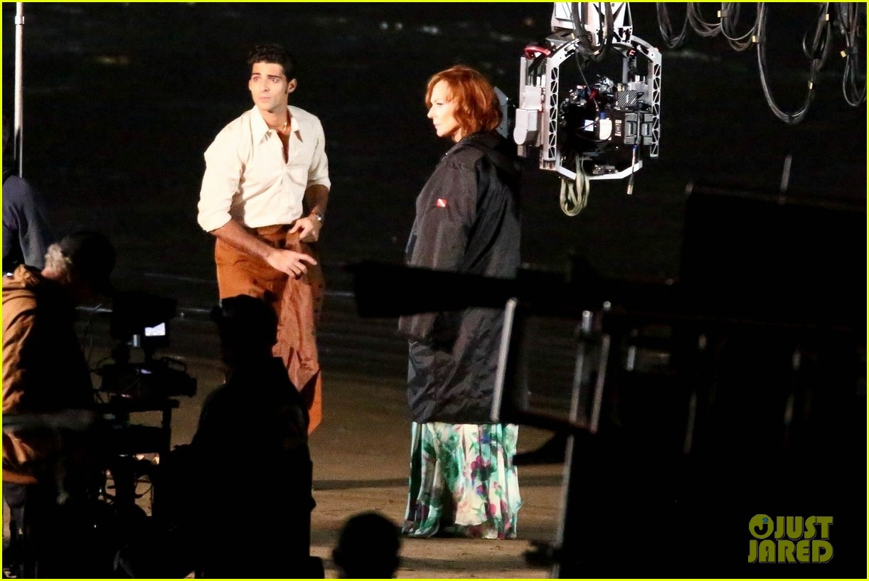 Allison Janney & Jason Canela Film Kissing Scene Together: Photo ...