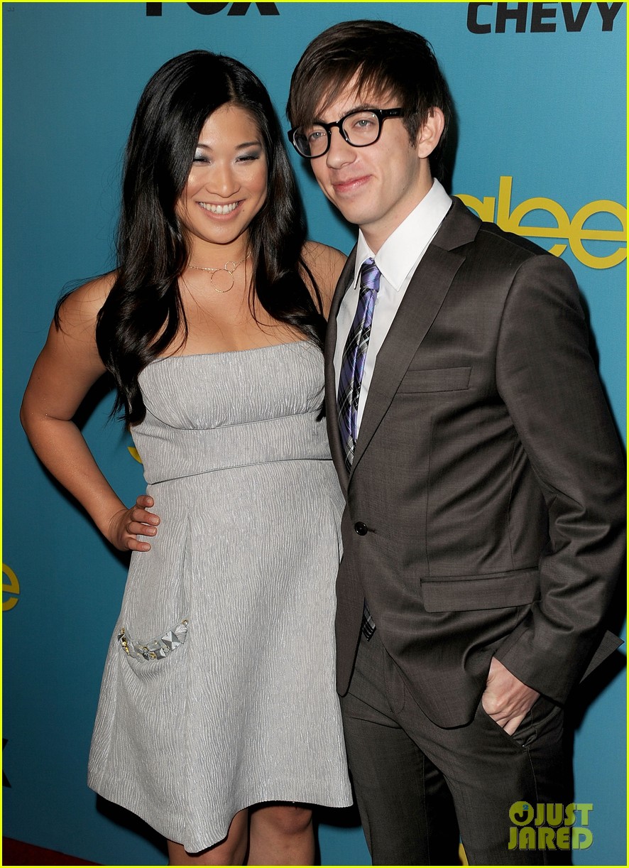 Glee's Kevin McHale & Jenna Ushkowitz Seemingly Tease Darren Criss ...