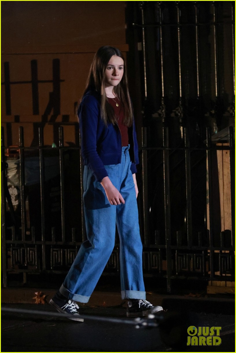 John Krasinski Takes Directing Duties Seriously While Filming New Ryan ...