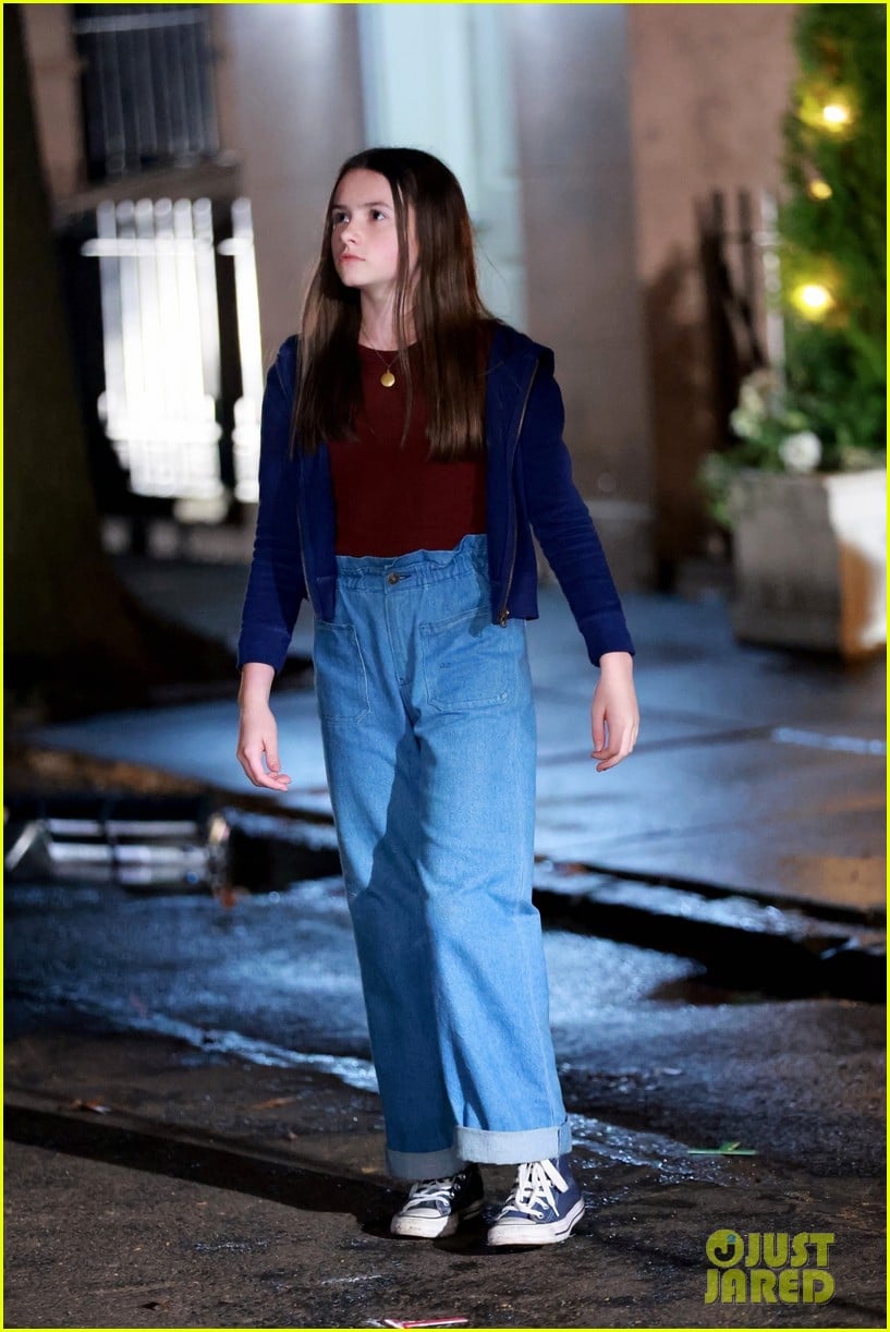 John Krasinski Takes Directing Duties Seriously While Filming New Ryan ...