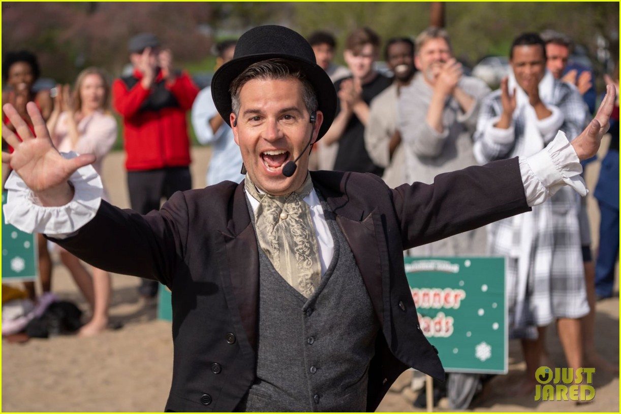 Justin Bruening Goes Shirtless For A Polar Bear Plunge With Sarah Drew ...
