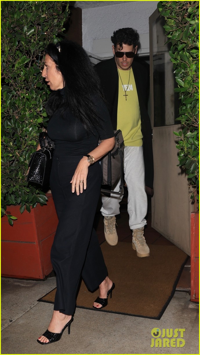 Kanye West Dines Out With Milo Yiannopoulos & Fellow Kim Kardashian Ex ...