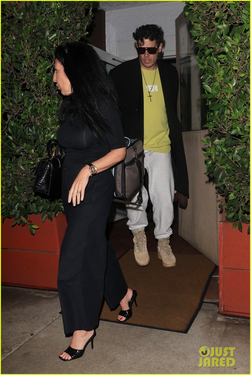 Kanye West Dines Out With Milo Yiannopoulos & Fellow Kim Kardashian Ex ...