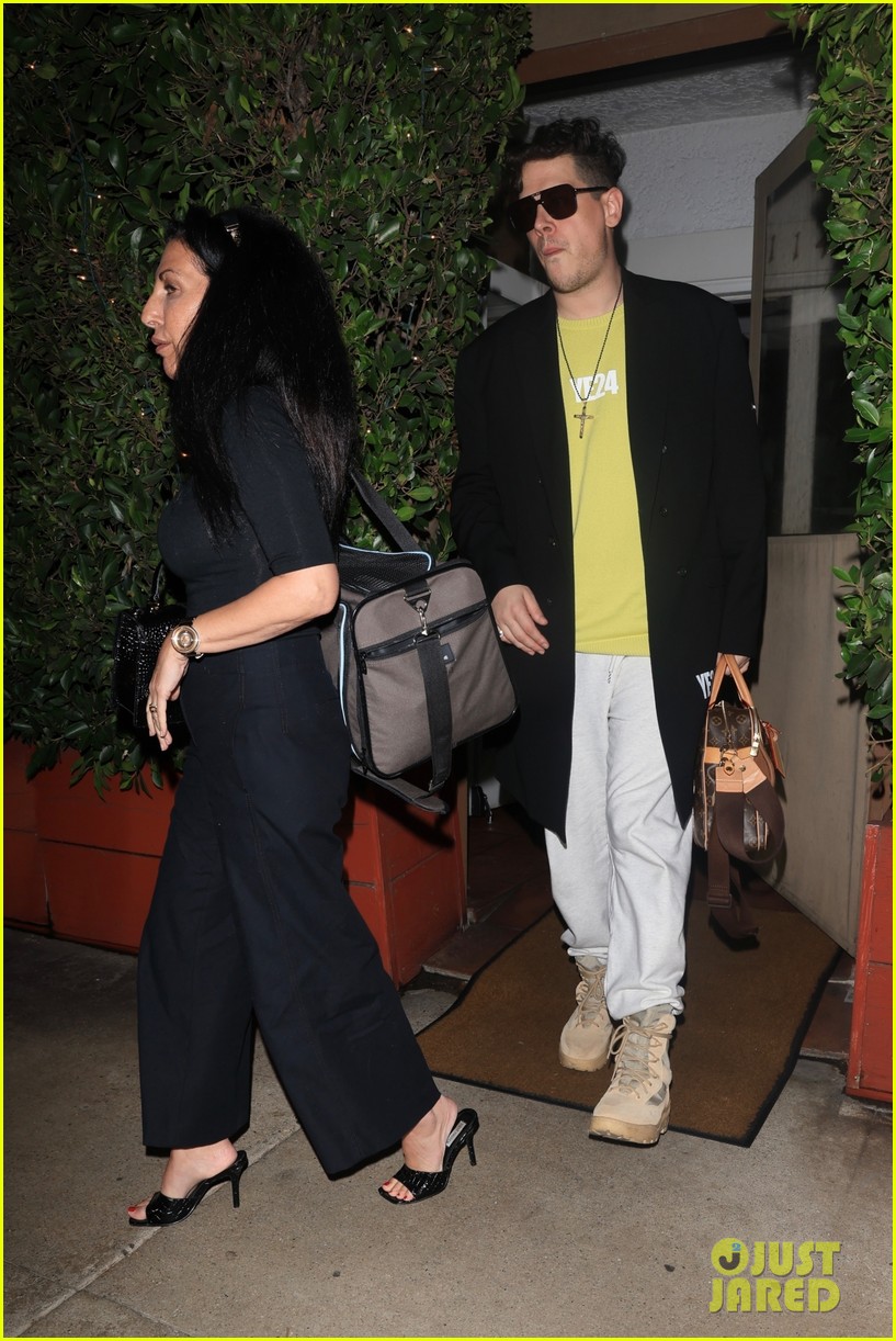 Kanye West Dines Out With Milo Yiannopoulos & Fellow Kim Kardashian Ex ...