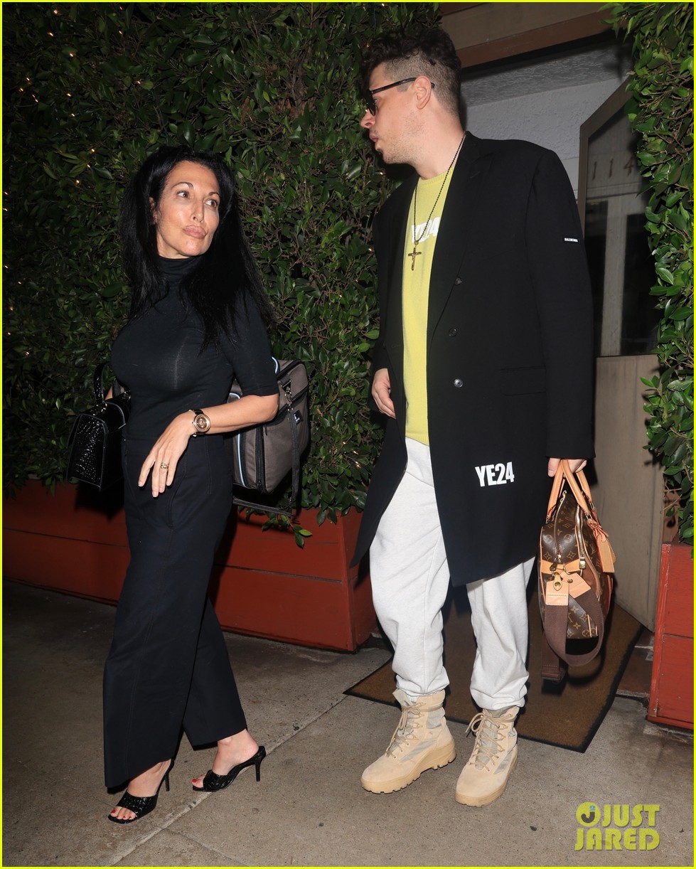 Kanye West Dines Out With Milo Yiannopoulos & Fellow Kim Kardashian Ex ...